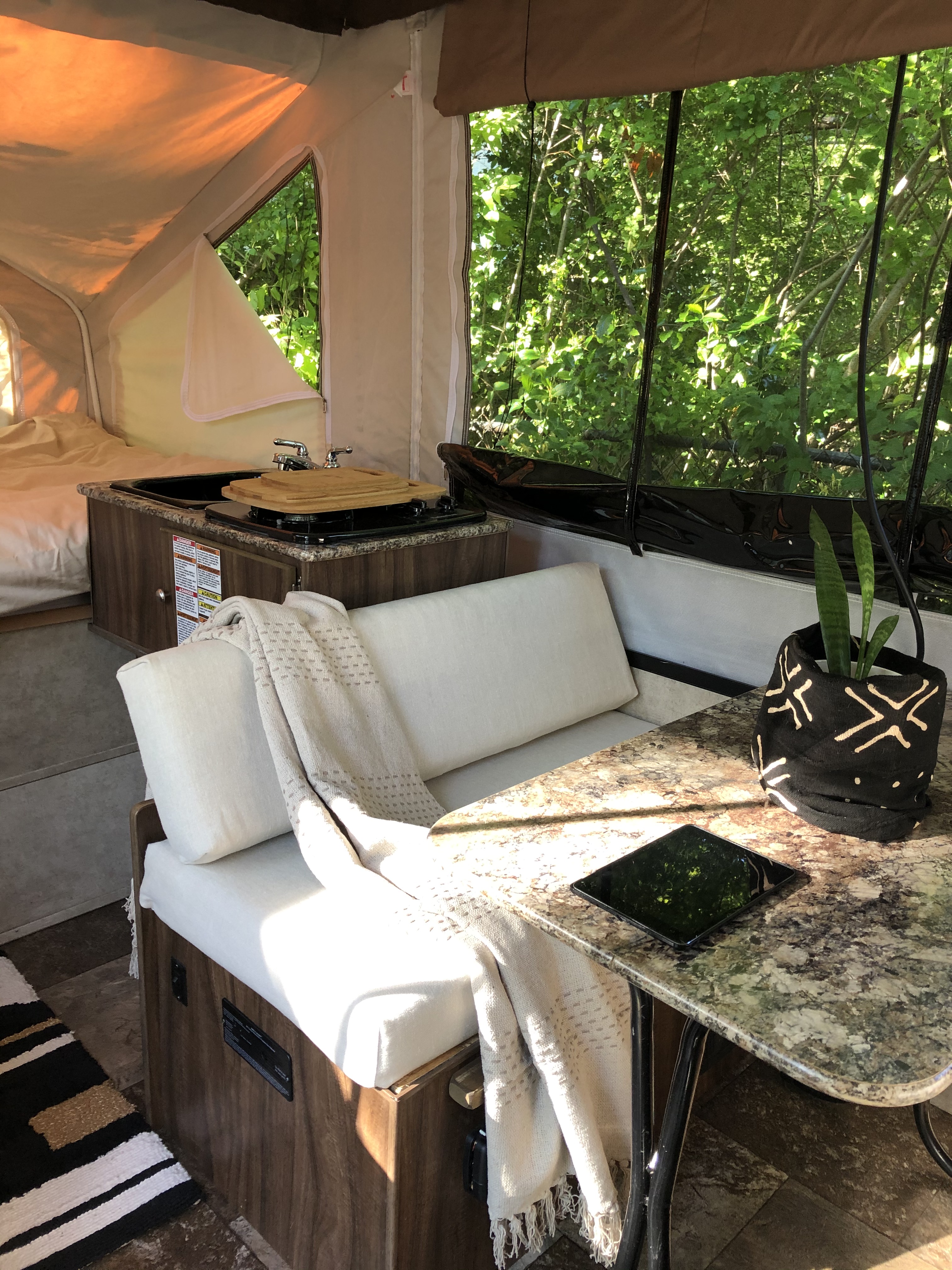 “HIATUS” – The “Glamp Chic” Camper Tour – NYAM MODERN VINTAGE